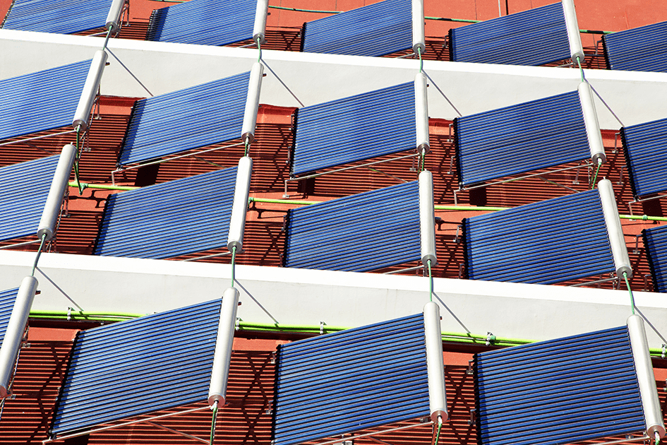 Una célula solar que convierte la luz en electricidad - Ciudad Nueva